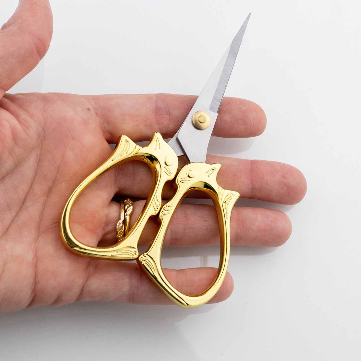 Golden Cat Embroidery Scissors - Twice Sheared Sheep